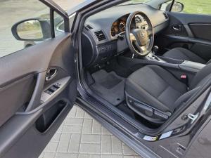 Pelēks Toyota Avensis 2010 Viļņa, ar dzinēja tilpumu 1.99 L un nobraukumu 249 tūkst. km par 5500 €, foto 10 vietnē AUTOMOTO.COM.LV