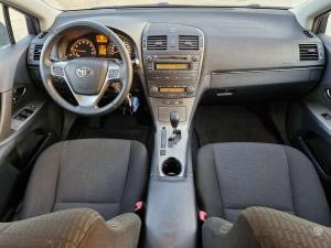 Pelēks Toyota Avensis 2010 Viļņa, ar dzinēja tilpumu 1.99 L un nobraukumu 249 tūkst. km par 5500 €, foto 13 vietnē AUTOMOTO.COM.LV