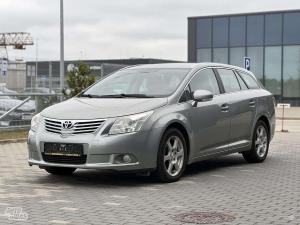 Pelēks Toyota Avensis 2010 Šauļi, ar dzinēja tilpumu 2.20 L un nobraukumu 294 tūkst. km par 4300 €, foto 3 vietnē AUTOMOTO.COM.LV