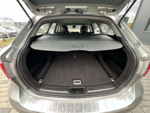 Pelēks Toyota Avensis 2010 Šauļi, ar dzinēja tilpumu 2.20 L un nobraukumu 294 tūkst. km par 4300 €, foto 18 vietnē AUTOMOTO.COM.LV