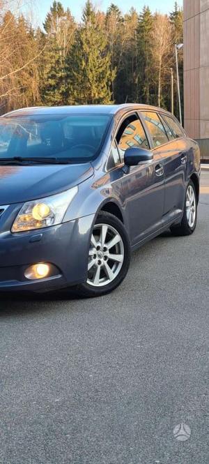 Pelēks Toyota Avensis 2010 Viļņa, ar dzinēja tilpumu 2.00 L un nobraukumu 386 tūkst. km par 3200 €, foto 11 vietnē AUTOMOTO.COM.LV