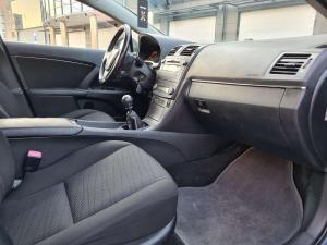 Pelēks Toyota Avensis 2010 Viļņa, ar dzinēja tilpumu 2.00 L un nobraukumu 386 tūkst. km par 3200 €, foto 31 vietnē AUTOMOTO.COM.LV