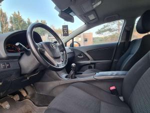 Pelēks Toyota Avensis 2010 Viļņa, ar dzinēja tilpumu 2.00 L un nobraukumu 386 tūkst. km par 3200 €, foto 33 vietnē AUTOMOTO.COM.LV