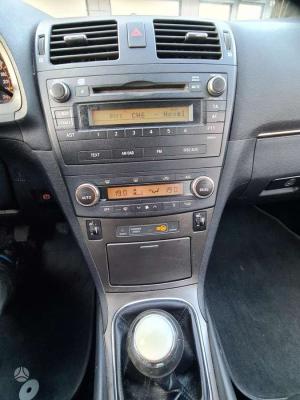 Pelēks Toyota Avensis 2010 Viļņa, ar dzinēja tilpumu 2.00 L un nobraukumu 386 tūkst. km par 3200 €, foto 36 vietnē AUTOMOTO.COM.LV