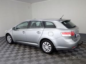 Серый Тойота Авенсис 2010 в Таллин, объемом двигателя 1.80 л и пробегом 217 тыс. км за 2999 €, фото 5 на AUTOMOTO.COM.LV