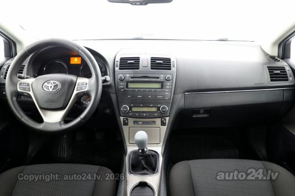 Pelēks Toyota Avensis 2010 Tallina, ar dzinēja tilpumu 1.80 L un nobraukumu 217 tūkst. km par 2999 €, foto 5 vietnē AUTOMOTO.COM.LV