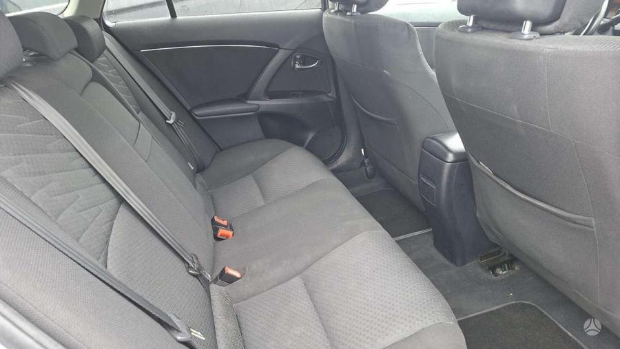 Pelēks Toyota Avensis 2010 Kauņa, ar dzinēja tilpumu 2.23 L un nobraukumu 260 tūkst. km par 4100 €, foto 17 vietnē AUTOMOTO.COM.LV