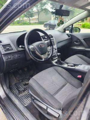 Pelēks Toyota Avensis 2010 Valmiera, ar dzinēja tilpumu 2.00 L un nobraukumu 375 tūkst. km par 5000 €, foto 13 vietnē AUTOMOTO.COM.LV