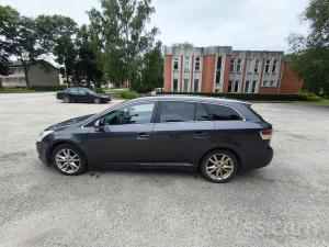 Pelēks Toyota Avensis 2010 Valmiera, ar dzinēja tilpumu 2.00 L un nobraukumu 375 tūkst. km par 5000 €, foto 15 vietnē AUTOMOTO.COM.LV