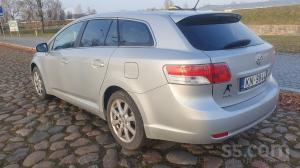Pelēks Toyota Avensis 2010 Daugavpils, ar dzinēja tilpumu 2.20 L un nobraukumu 236 tūkst. km par 3800 €, foto 7 vietnē AUTOMOTO.COM.LV