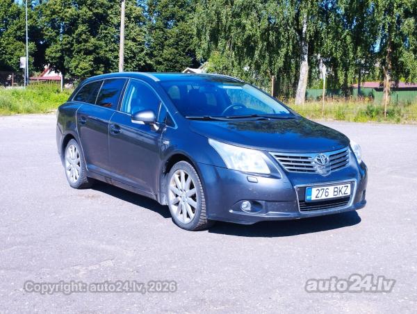 Grey Toyota Avensis 2010 in Tartu, with an engine capacity of 2.20 L and mileage of 291 thousand km for 3500 €, photo 1 on AUTOMOTO.COM.LV