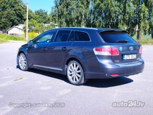 Серый Тойота Авенсис 2010 в Тарту, объемом двигателя 2.20 л и пробегом 291 тыс. км за 3500 €, фото 5 на AUTOMOTO.COM.LV