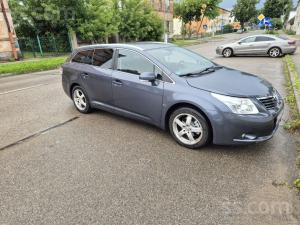 Pelēks Toyota Avensis 2010 Daugavpils, ar dzinēja tilpumu 2.00 L un nobraukumu 250 tūkst. km par 3100 €, foto 4 vietnē AUTOMOTO.COM.LV