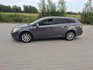 Серый Тойота Авенсис 2010 в Каунас, объемом двигателя 2.00 л и пробегом 270 тыс. км за 3750 €, фото  на AUTOMOTO.COM.LV