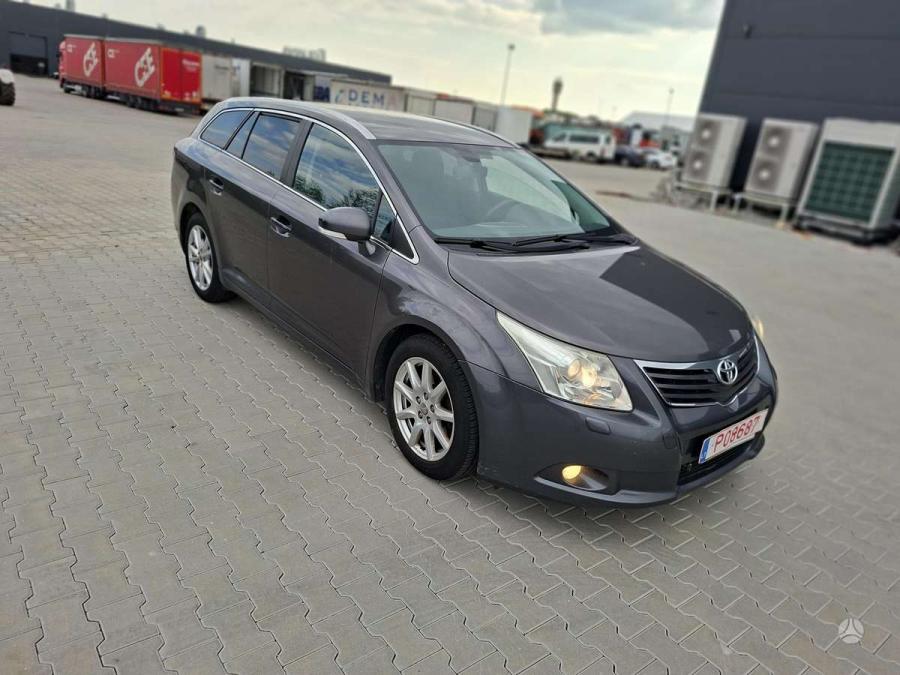 Серый Тойота Авенсис 2010 в Каунас, объемом двигателя 2.00 л и пробегом 270 тыс. км за 3750 €, фото 9 на AUTOMOTO.COM.LV