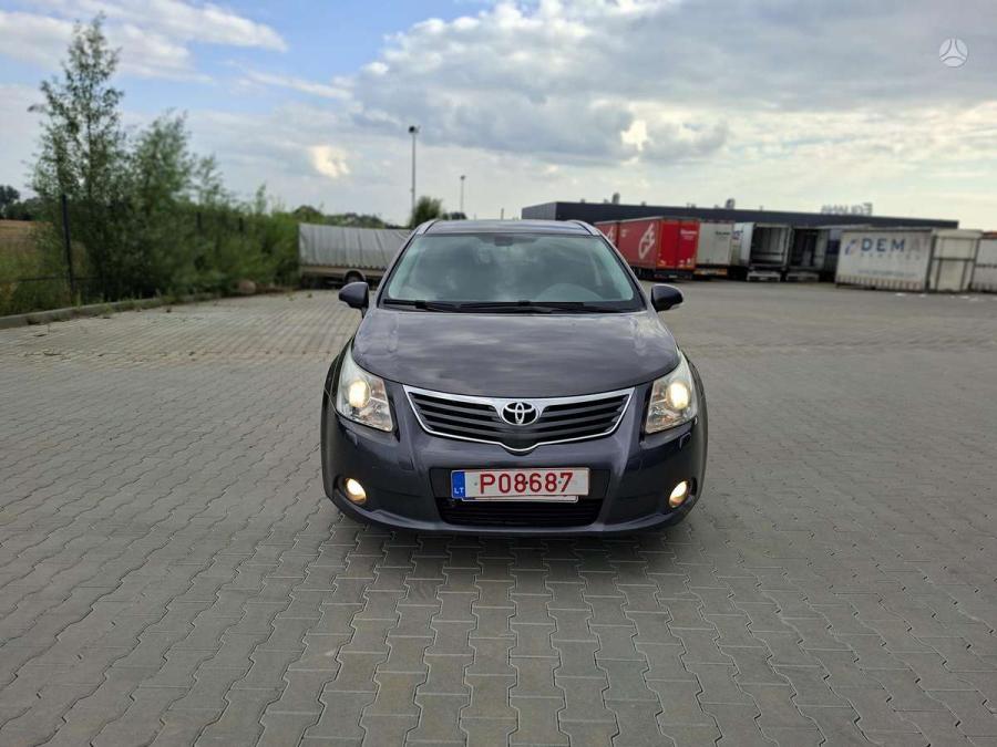 Серый Тойота Авенсис 2010 в Каунас, объемом двигателя 2.00 л и пробегом 270 тыс. км за 3750 €, фото 13 на AUTOMOTO.COM.LV
