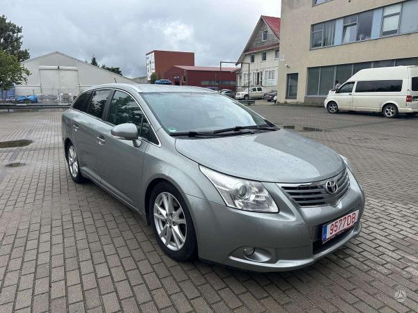 Pelēks Toyota Avensis 2010 Kauņa, ar dzinēja tilpumu 2.23 L un nobraukumu 271 tūkst. km par 3500 €, foto 5 vietnē AUTOMOTO.COM.LV