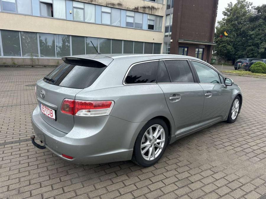 Pelēks Toyota Avensis 2010 Kauņa, ar dzinēja tilpumu 2.23 L un nobraukumu 271 tūkst. km par 3500 €, foto 8 vietnē AUTOMOTO.COM.LV