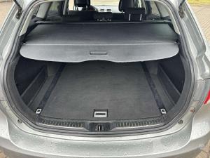 Pelēks Toyota Avensis 2010 Kauņa, ar dzinēja tilpumu 2.23 L un nobraukumu 271 tūkst. km par 3500 €, foto 9 vietnē AUTOMOTO.COM.LV