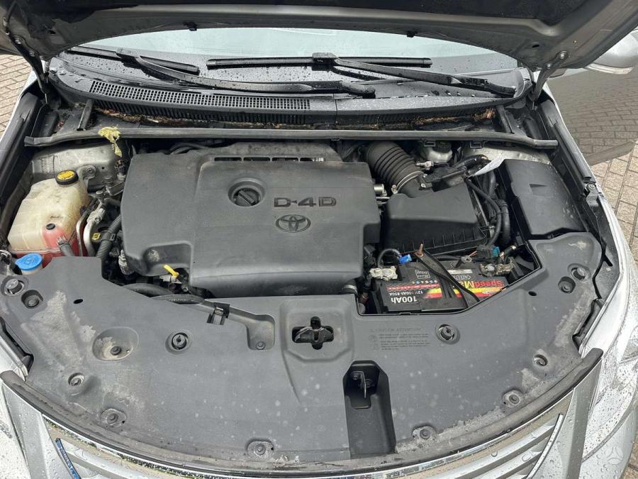 Pelēks Toyota Avensis 2010 Kauņa, ar dzinēja tilpumu 2.23 L un nobraukumu 271 tūkst. km par 3500 €, foto 13 vietnē AUTOMOTO.COM.LV