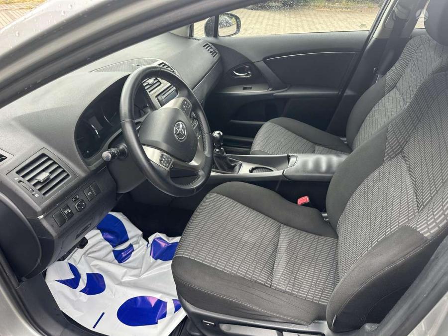 Pelēks Toyota Avensis 2010 Kauņa, ar dzinēja tilpumu 2.23 L un nobraukumu 271 tūkst. km par 3500 €, foto 15 vietnē AUTOMOTO.COM.LV