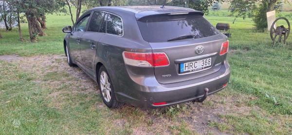 Grey Toyota Avensis 2010 in Vilnius, with an engine capacity of 2.00 L and mileage of 240 thousand km for 2800 €, photo 3 on AUTOMOTO.COM.LV