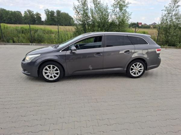 Серый Тойота Авенсис 2010 в Каунас, объемом двигателя 2.00 л и пробегом 270 тыс. км за 3750 €, фото 5 на AUTOMOTO.COM.LV