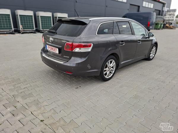 Серый Тойота Авенсис 2010 в Каунас, объемом двигателя 2.00 л и пробегом 270 тыс. км за 3750 €, фото 8 на AUTOMOTO.COM.LV