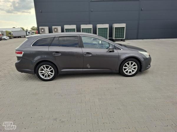 Серый Тойота Авенсис 2010 в Каунас, объемом двигателя 2.00 л и пробегом 270 тыс. км за 3750 €, фото 9 на AUTOMOTO.COM.LV
