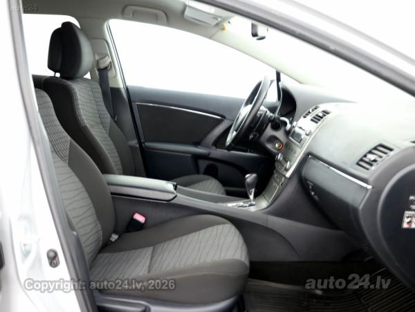 Серый Тойота Авенсис 2010 в Таллин, объемом двигателя 2.00 л и пробегом 356 тыс. км за 2499 €, фото 6 на AUTOMOTO.COM.LV