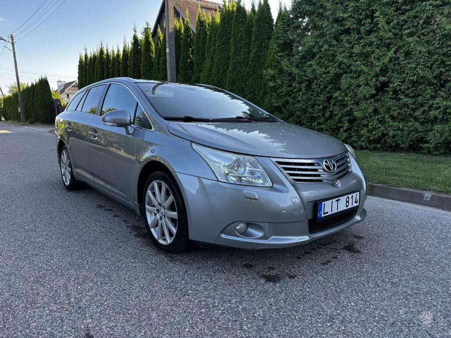 Серый Тойота Авенсис 2010 в Вильнюс, объемом двигателя 1.99 л и пробегом 210 тыс. км за 4700 €, фото 4 на AUTOMOTO.COM.LV