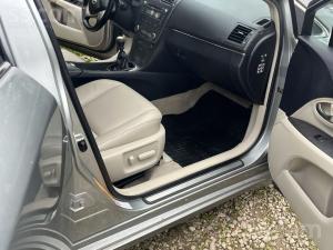 Pelēks Toyota Avensis 2010 Rīga, ar dzinēja tilpumu 2.00 L un nobraukumu 0 tūkst. km par 1950 €, foto 3 vietnē AUTOMOTO.COM.LV