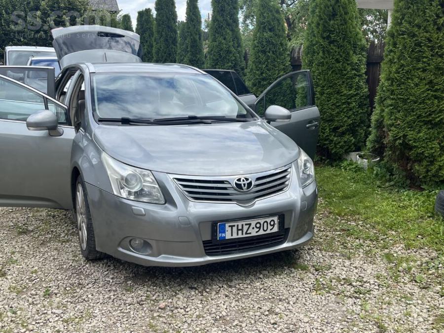 Pelēks Toyota Avensis 2010 Rīga, ar dzinēja tilpumu 2.00 L un nobraukumu 0 tūkst. km par 1950 €, foto 7 vietnē AUTOMOTO.COM.LV