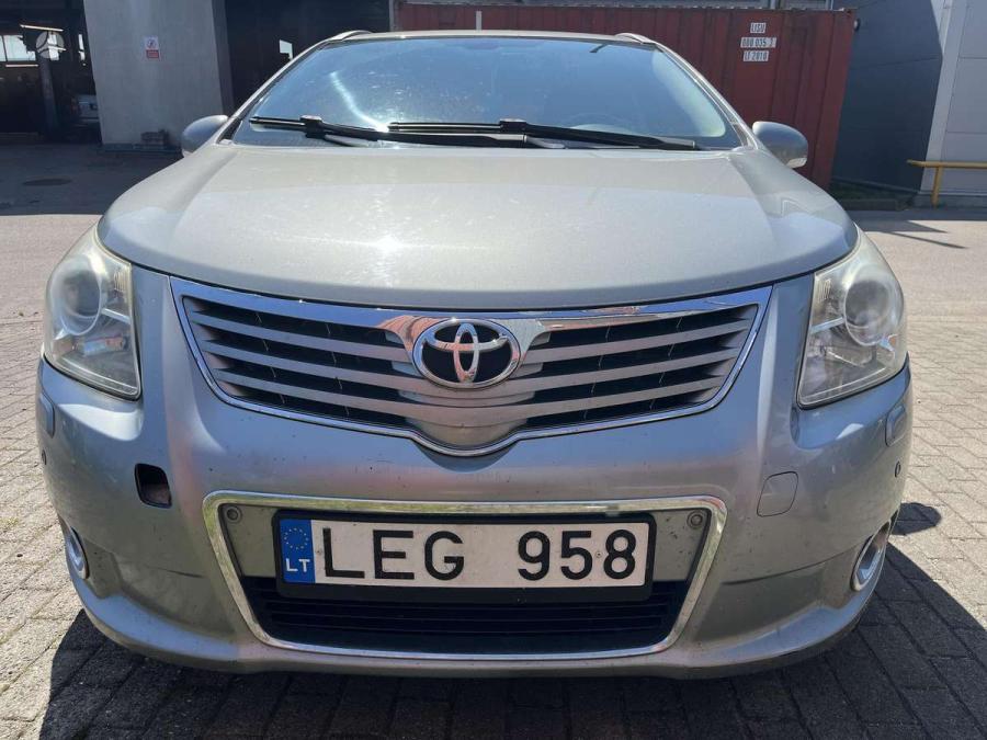 Pelēks Toyota Avensis 2010 Klaipėda, ar dzinēja tilpumu 2.00 L un nobraukumu 278 tūkst. km par 4000 €, foto 11 vietnē AUTOMOTO.COM.LV