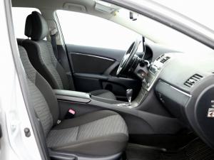 Серый Тойота Авенсис 2010 в Таллин, объемом двигателя 2.00 л и пробегом 356 тыс. км за 2499 €, фото 14 на AUTOMOTO.COM.LV