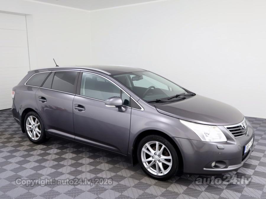 Серый Тойота Авенсис 2010 в Таллин, объемом двигателя 1.80 л и пробегом 317 тыс. км за 2999 €, фото 1 на AUTOMOTO.COM.LV