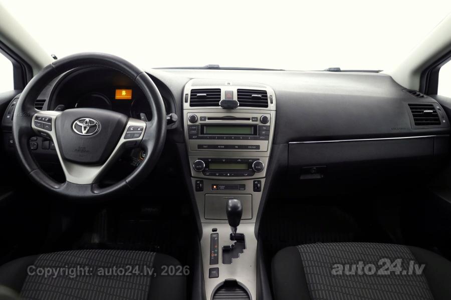 Серый Тойота Авенсис 2010 в Таллин, объемом двигателя 1.80 л и пробегом 317 тыс. км за 2999 €, фото 6 на AUTOMOTO.COM.LV