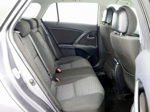 Grey Toyota Avensis 2010 in Tallinn, with an engine capacity of 1.80 L and mileage of 317 thousand km for 2999 €, photo 8 on AUTOMOTO.COM.LV