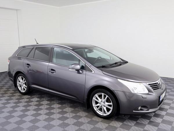 Pelēks Toyota Avensis 2010 Tallina, ar dzinēja tilpumu 1.80 L un nobraukumu 317 tūkst. km par 2999 €, foto 9 vietnē AUTOMOTO.COM.LV
