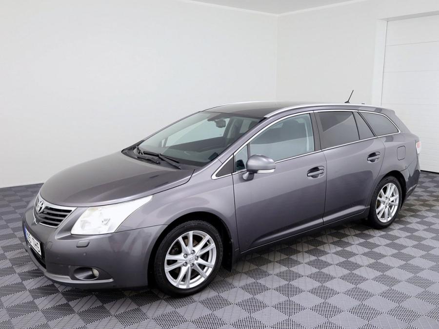 Grey Toyota Avensis 2010 in Tallinn, with an engine capacity of 1.80 L and mileage of 317 thousand km for 2999 €, photo 11 on AUTOMOTO.COM.LV
