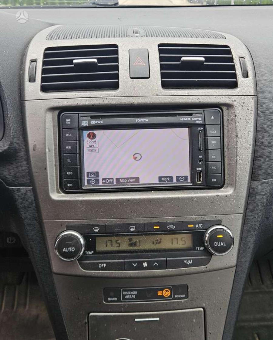 Pelēks Toyota Avensis 2010 Kauņa, ar dzinēja tilpumu 2.00 L un nobraukumu 185 tūkst. km par 4450 €, foto 13 vietnē AUTOMOTO.COM.LV
