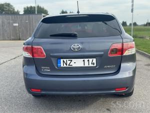 Pelēks Toyota Avensis 2010 Rīga, ar dzinēja tilpumu 2.20 L un nobraukumu 348 tūkst. km par 4500 €, foto 6 vietnē AUTOMOTO.COM.LV