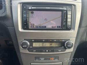 Pelēks Toyota Avensis 2010 Rīga, ar dzinēja tilpumu 2.20 L un nobraukumu 348 tūkst. km par 4500 €, foto 9 vietnē AUTOMOTO.COM.LV