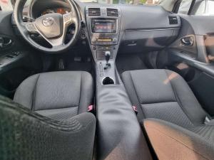 Pelēks Toyota Avensis 2010 Viļņa, ar dzinēja tilpumu 2.20 L un nobraukumu 360 tūkst. km par 3650 €, foto 10 vietnē AUTOMOTO.COM.LV
