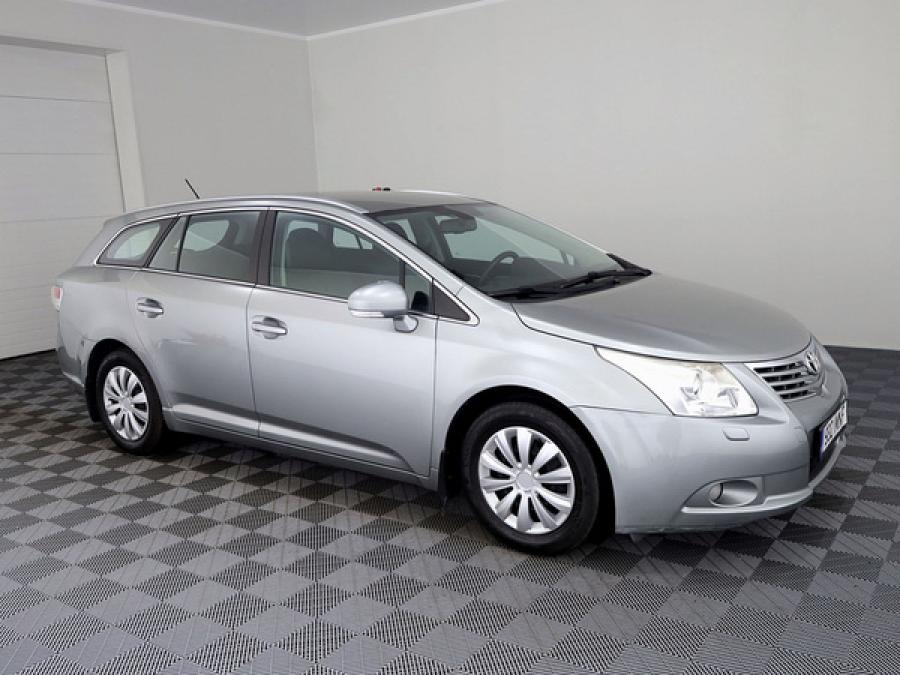 Серый Тойота Авенсис 2010 в Таллин, объемом двигателя 1.80 л и пробегом 217 тыс. км за 2799 €, фото 2 на AUTOMOTO.COM.LV