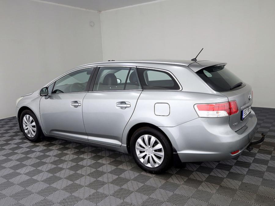 Серый Тойота Авенсис 2010 в Таллин, объемом двигателя 1.80 л и пробегом 217 тыс. км за 2799 €, фото 5 на AUTOMOTO.COM.LV