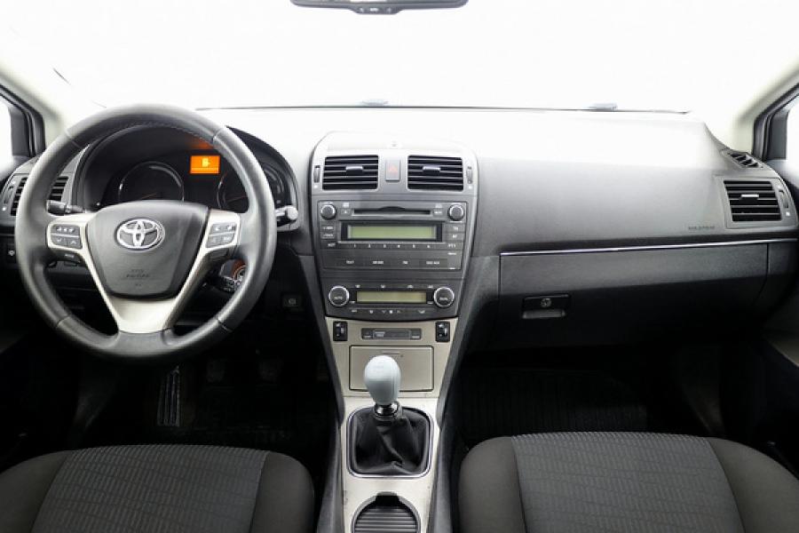 Серый Тойота Авенсис 2010 в Таллин, объемом двигателя 1.80 л и пробегом 217 тыс. км за 2799 €, фото 6 на AUTOMOTO.COM.LV