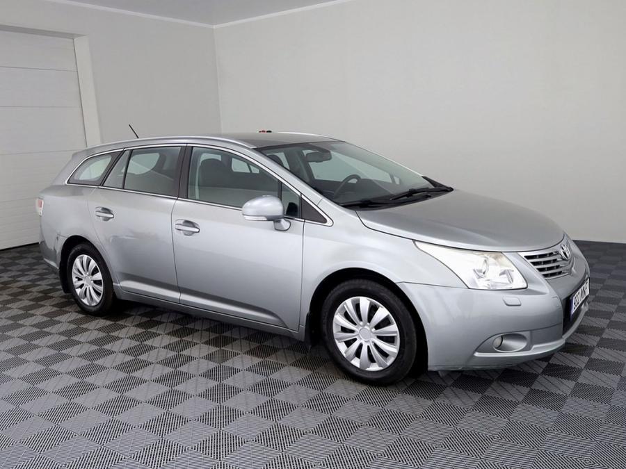 Серый Тойота Авенсис 2010 в Таллин, объемом двигателя 1.80 л и пробегом 217 тыс. км за 2799 €, фото 9 на AUTOMOTO.COM.LV
