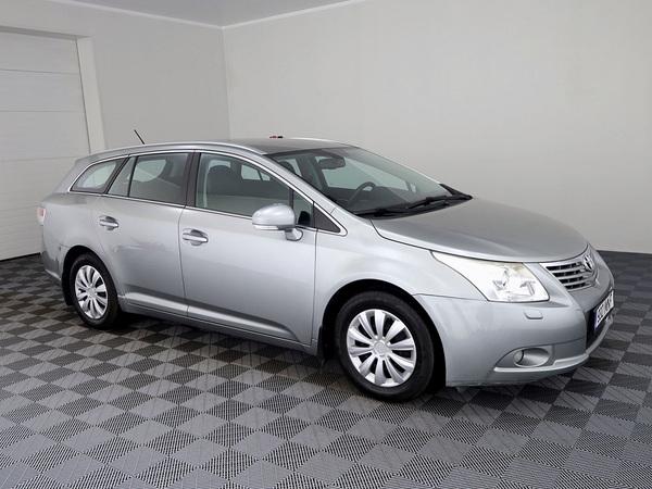 Grey Toyota Avensis 2010 in Tallinn, with an engine capacity of 1.80 L and mileage of 217 thousand km for 2799 €, photo 1 on AUTOMOTO.COM.LV