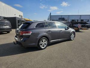 Pelēks Toyota Avensis 2010 Ukmergė, ar dzinēja tilpumu 2.00 L un nobraukumu 240 tūkst. km par 3650 €, foto 8 vietnē AUTOMOTO.COM.LV